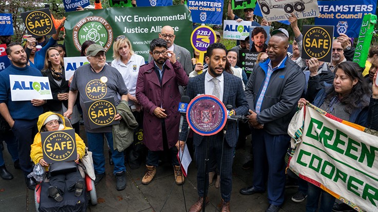 NYC passes Commercial Waste Zones bill - Recycling Today