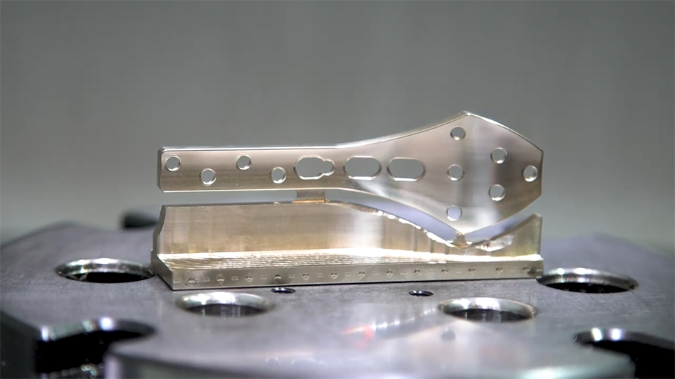 Two spindle machining of a bone plate - Today's Medical Developments