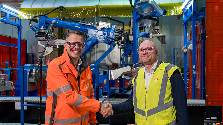 M&J Recycling unveils automated welding robot - Recycling Today