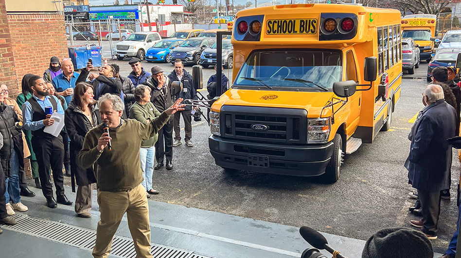25 electric school buses coming to NYC streets - EV Design & Manufacturing