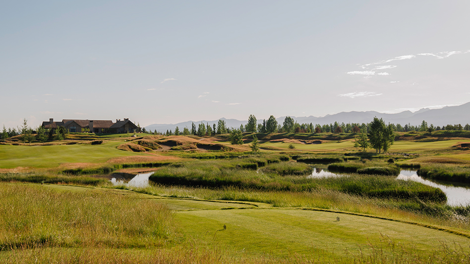 Bunker work with mountain views - Golf Course Industry