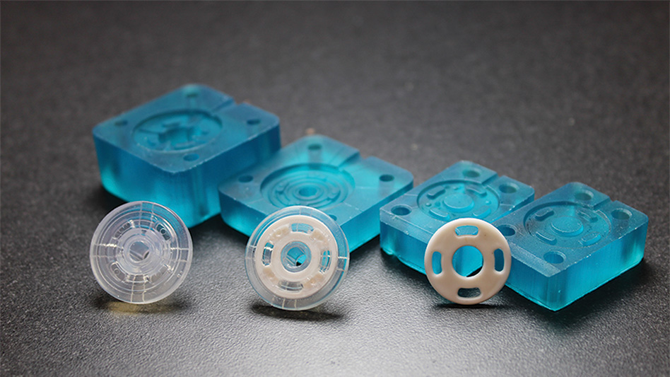 Accelerating medical device development with freeform injection molding ...