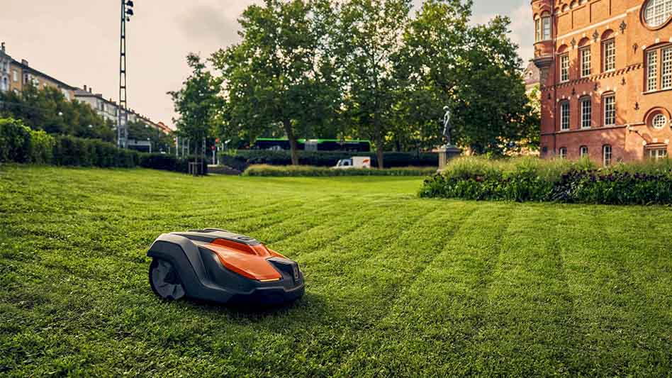 Husqvarna rolls out new Automower 520/H EPOS - Lawn & Landscape